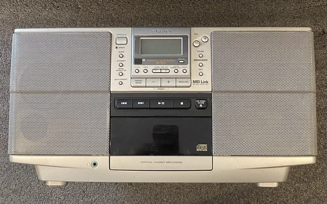 RETRO SONY ZS-D50 Radio Cassette CD Player Boombox Stereo System Tape ...