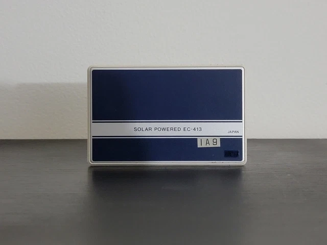 RADIO SHACK MICRO Thin Calculator EC-413 Card Sized Solar Tested $27.50 ...