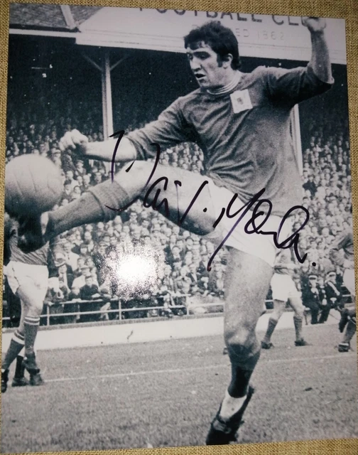 NOTTINGHAM FOREST IAN Storey-Moore Signed 10x8 Photo Autograph 8x10 ...