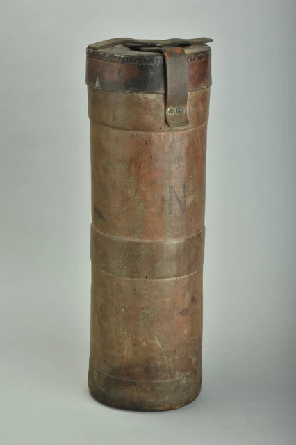 WW2 LEATHER CONTAINER. British Army 1942 Dated Fine Quality Cordite ...