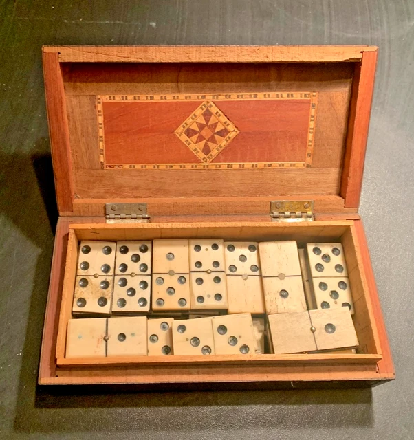 ANCIEN JEU DE 23 dominos en os et bois – XIXe rivet laiton EUR 20,00 ...