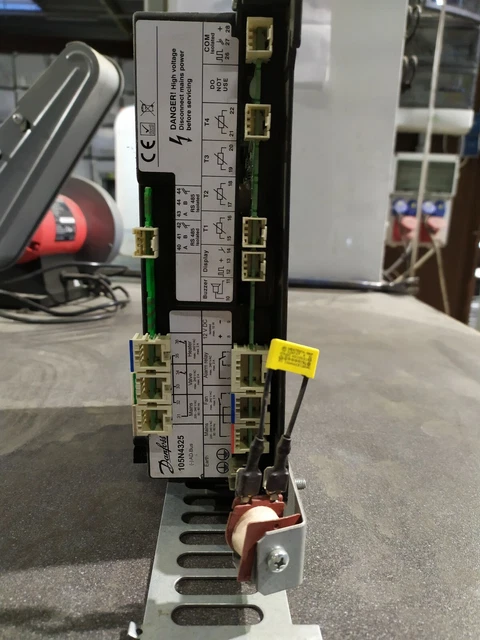 DANFOSS 105N4325 AHT Controller Regler EUR 139,00 - PicClick DE