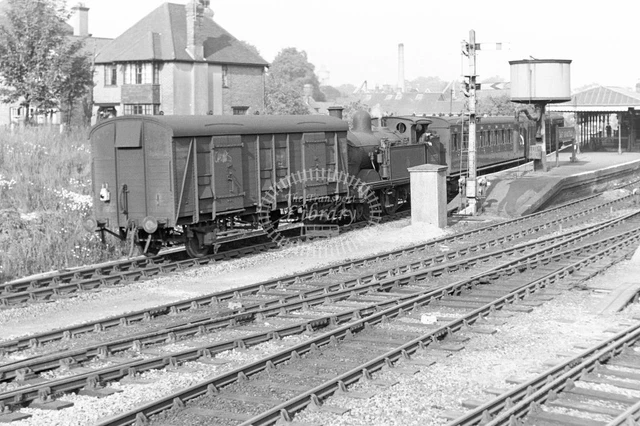 PHOTO BRITISH RAILWAYS Steam Locomotive Class H 31278 at East Grinstead ...