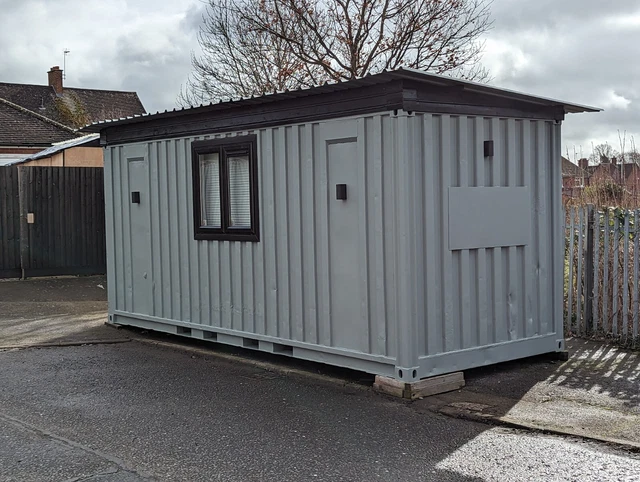 PORTABLE SHIPPING CONTAINER 20ftx8ft Office Cabin Room Non Permanent ...