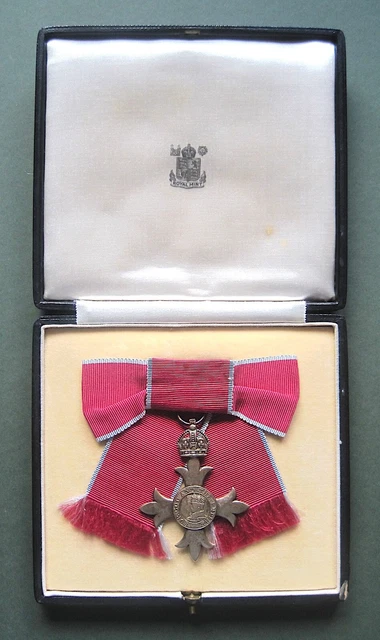 CASED FULL SIZED Ladies OBE (Civil, 2nd Type). 1940s / 50s? £136.00 ...