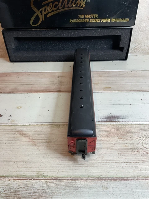 SPECTRUM BY BACHMANN, #89421 COACH Southern Pacific #3051, HO GAUGE £29 ...