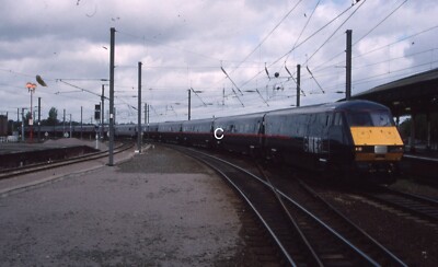 35MM SLIDE BRITISH Railway Br Diesel Class 80 - Dvt 80207 At York 28/04 ...