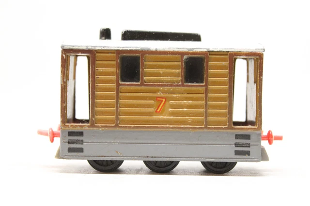 THOMAS THE TANK Engine And Friends TOBY No 7 Toy ERTL 1989 £5.00 ...