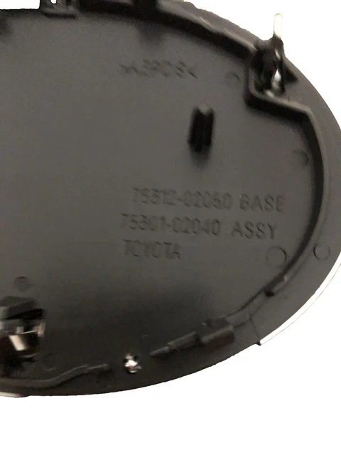 NEW OEM TOYOTA COROLLA Front Bumper Radiator Grille Emblem Chrome 75301 ...