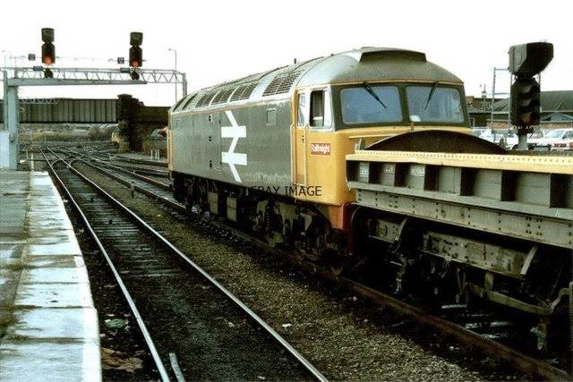 PHOTO CLASS 47 Loco No 47215 At Chester 1986 £2.35 - PicClick UK