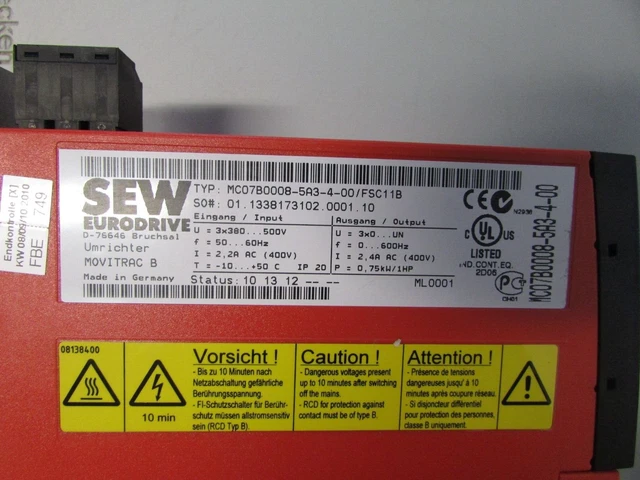 SEW EURODRIVE MOVITRAC B Typ MCO7B0008-5A3-4-00/FSC 11B 400V 0.75kW ...
