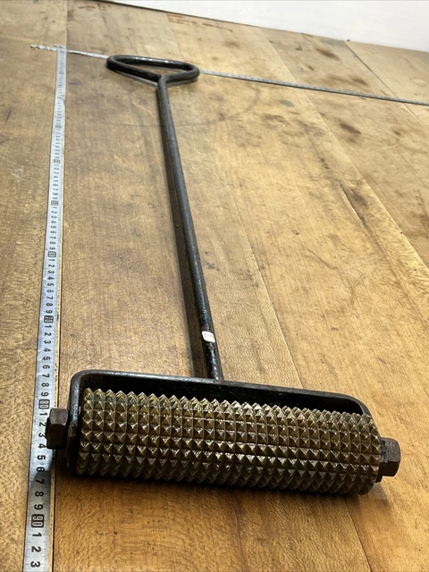 N° 2 OLD tool / OUTIL ANCIEN, boucharde en Bronze de Maçon EUR 78,00 ...