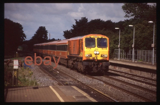 ORIGINAL 35MM SLIDE - Irish Railways - 213 at Kildare on 7.7.07. £3.89 ...