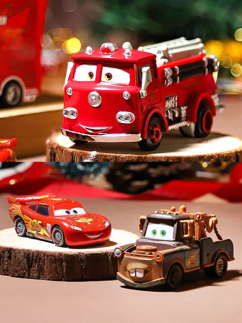 DISNEY PIXAR CARS Red Firetruck Tow Mater McQueen 1:55 Diecast ...