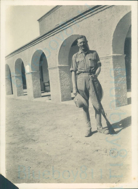 1920S BRITISH ARMY Aden Soldier with rifle outside building 4.5*3.25 ...