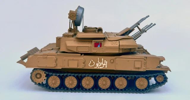 1:35 IRAQ ZSU 23-4 SHILKA Sfl. FLAKPANZER Model Kit gebaut pro built ...