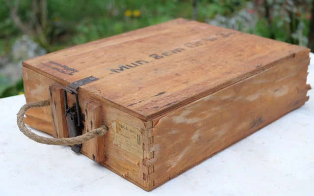 OBJET MILITAIRE ALLEMAND WWII - Caisse 8 cm Gr.W.34 Granate Werfer 34 ...