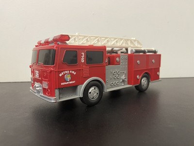 FUNRISE INC. 1992 Metro Fire Department Fire Engine 36 w/ Lights ...