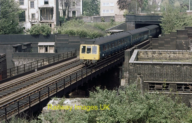 RAILWAY PHOTO 6X4 Class 115 DMU crosses WCML on Marylebone Service ...