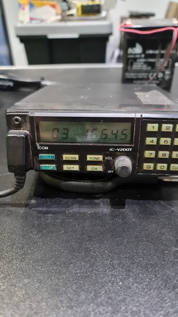 ICOM IC-V200T, VHF Transceiver Uk Version. Working See Pictures £20.00 ...
