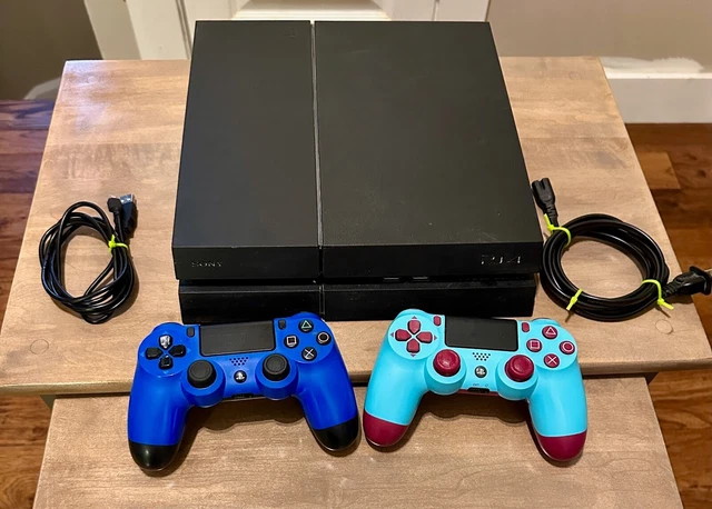 SONY PLAYSTATION 4 500gb Console with Two Genuine Sony PS4 Controllers ...