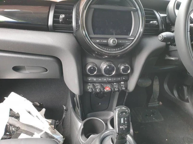 MINI (BMW) MINI Mk3 (F55/F56/F57) 2014-2023 Motore Riscaldamento ...