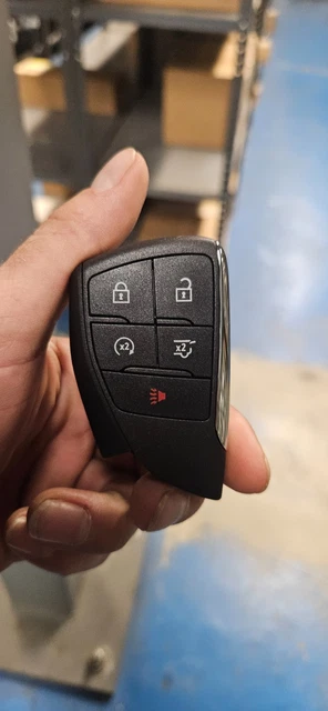 NEW OEM CHEVROLET Keyless Entry Remote Smart Key Fob 13548433 *FOB ONLY ...