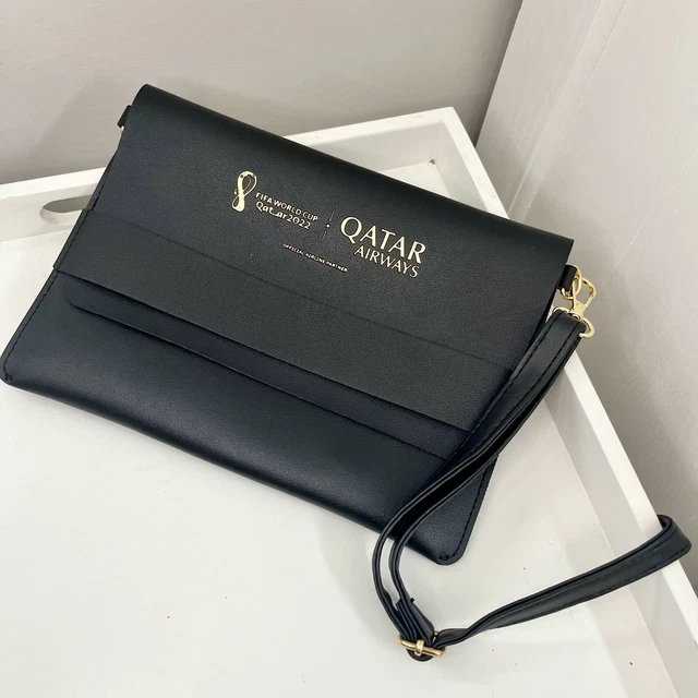 RARE QATAR QATARI Airways 2022 FIFA 1st Class Hand Held bag pouch World ...