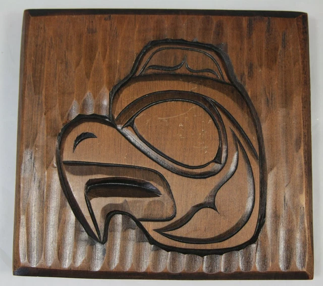 VINTAGE INDIAN CARVING Thunderbird Signed Joe Becker Musqueam Reserve £ ...