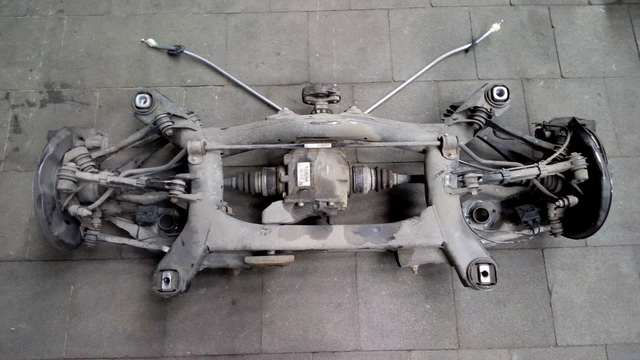 BMW F31 318D Xdrive Hinterachse Achse Hinterachsträger hinte 7599475 ...
