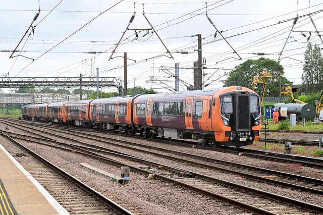 CLASS 730 NO 730042 with 730043 and 37608 at doncaster £1.00 - PicClick UK