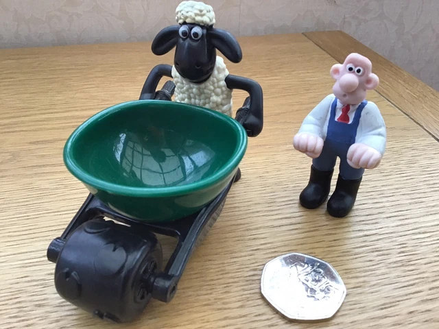 MCDONALDS WALLACE & Gromit Shaun The Sheep Plastic Egg Cup & Wallace ...