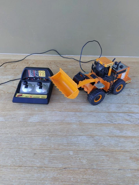 VINTAGE REMOTE CONTROL Caterpillar 992 Power Loader New Bright 1993 £25 ...