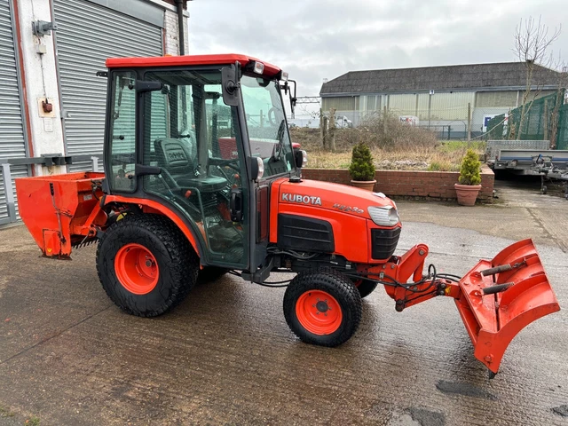 KUBOTA B2230 COMPACT Tractor+Snow Plough,Garden Tractor,Iseki John ...
