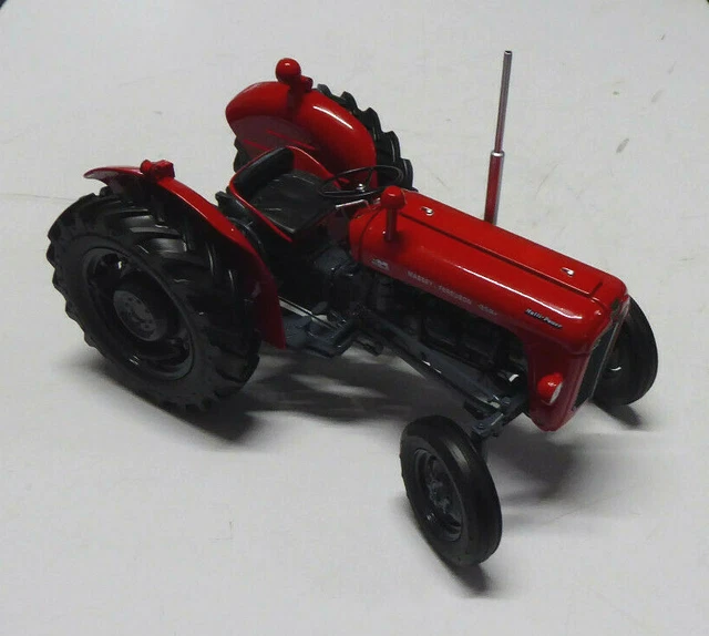 MODEL TRACTOR MASSEY Ferguson 35 X Red 1/16 th Scale By Universal ...