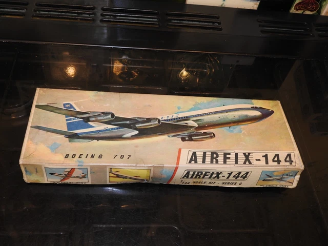 VINTAGE AIRFIX BOEING 707 BOAC 1:144 scale model plane kit SK600 £24.63 ...