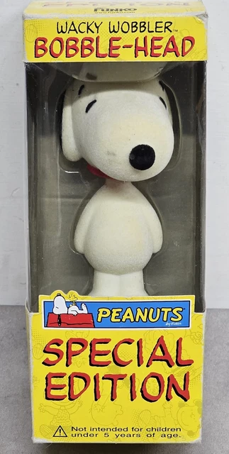 PEANUTS WACKY WOBBLER Bobble Head Snoopy Édition Spéciale EUR 104,44 ...