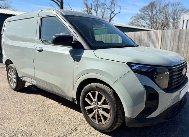 FORD TRANSIT COURIER 2024 Automatic New shape Damage salvage £99.00 ...