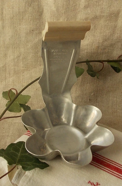 ANCIEN MOULE Margueritte En Fer Blan Cafetiere Emaille EUR 15,00 ...