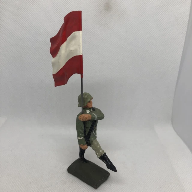 ELASTOLIN LINEOL SOLDAT Fahnenträger Österreich Landesfahne Militär WK Masse RAR EUR 17,50 ...