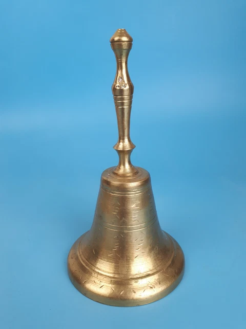 CLOCHE CLOCHETTE ANCIENNE vintage de table en laiton ou bronze France ... CLOCHE CLOCHETTE ANCIENNE vintage de table en laiton ou bronze France ...
