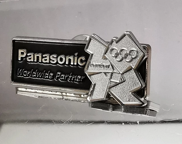 PIN'S BADGE PANASONIC Official Worlwide Partner Jo London Rare ...