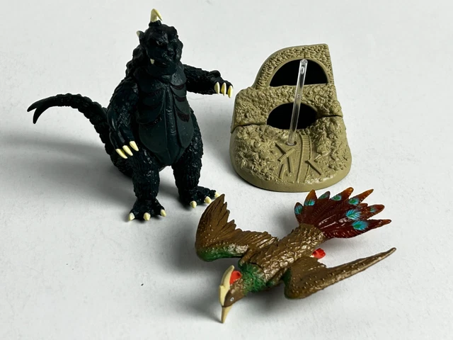 ULTRAMAN ULTRA Q GOMESS & LITRA 3.5" Figure Set Bandai Gashapon Kaiju ...