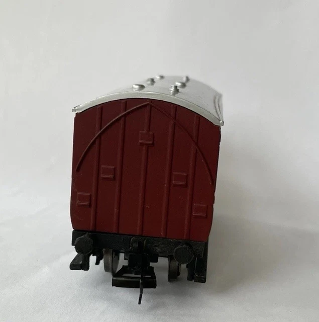 LOWERED HORNBY 4 Wheeled Coach with Scratchbuilt Interior and Chassis £ ...