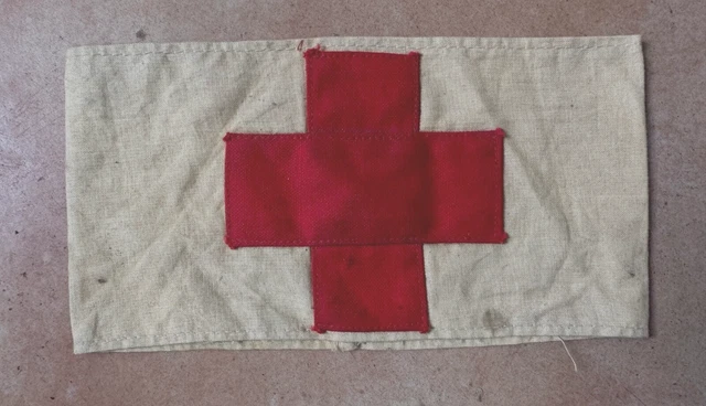 WW1 BRITISH ARMY Medical Corps Armband 1918 Original Red Cross £54.95 ...