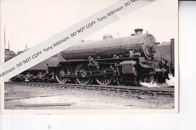 L.N.E.R. - B1 Class 4-6-0 No. 1200 - Vintage Image - # L15299 £1.70 ...