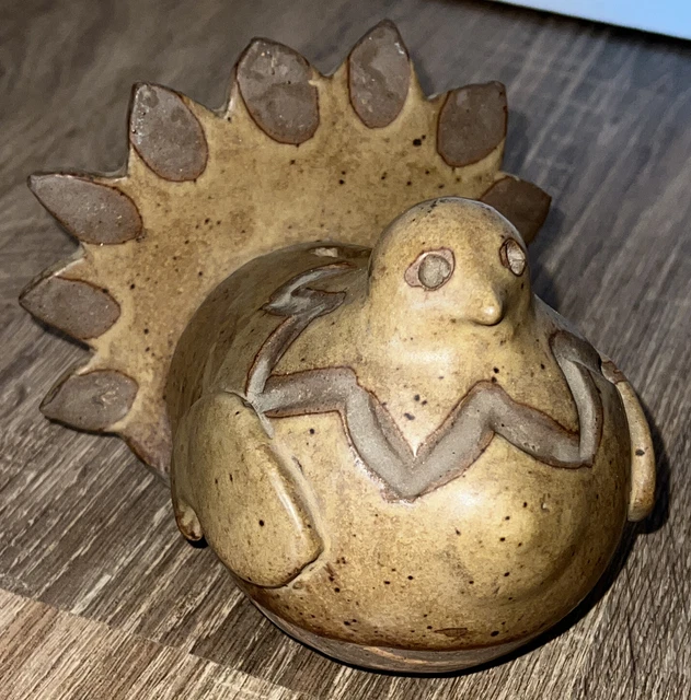 VINTAGE TERRY DAVIES Cooper Studio Pottery Fantail Pigeon Bird Bank ...