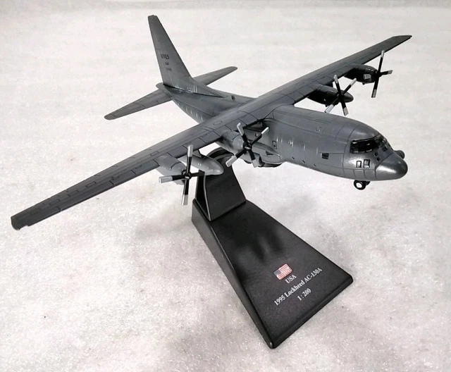 LOCKHEED AC-130A SPECTRE 1995 1:200 SCALE Model BY AMERCOM £11.12 ...