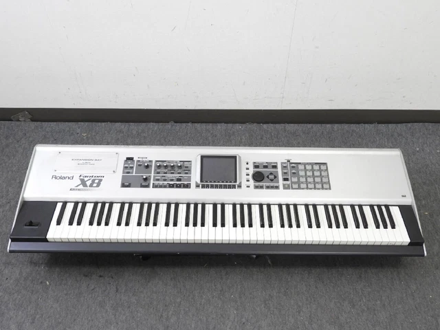 Roland Fantom X8 Synthesizer Weighted 88 Keys Electronic Keyboard £667
