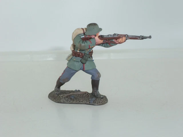 BRITAINS 23008 GERMAN Ww1 Infantry Soldier Advancing Forward Firing ...